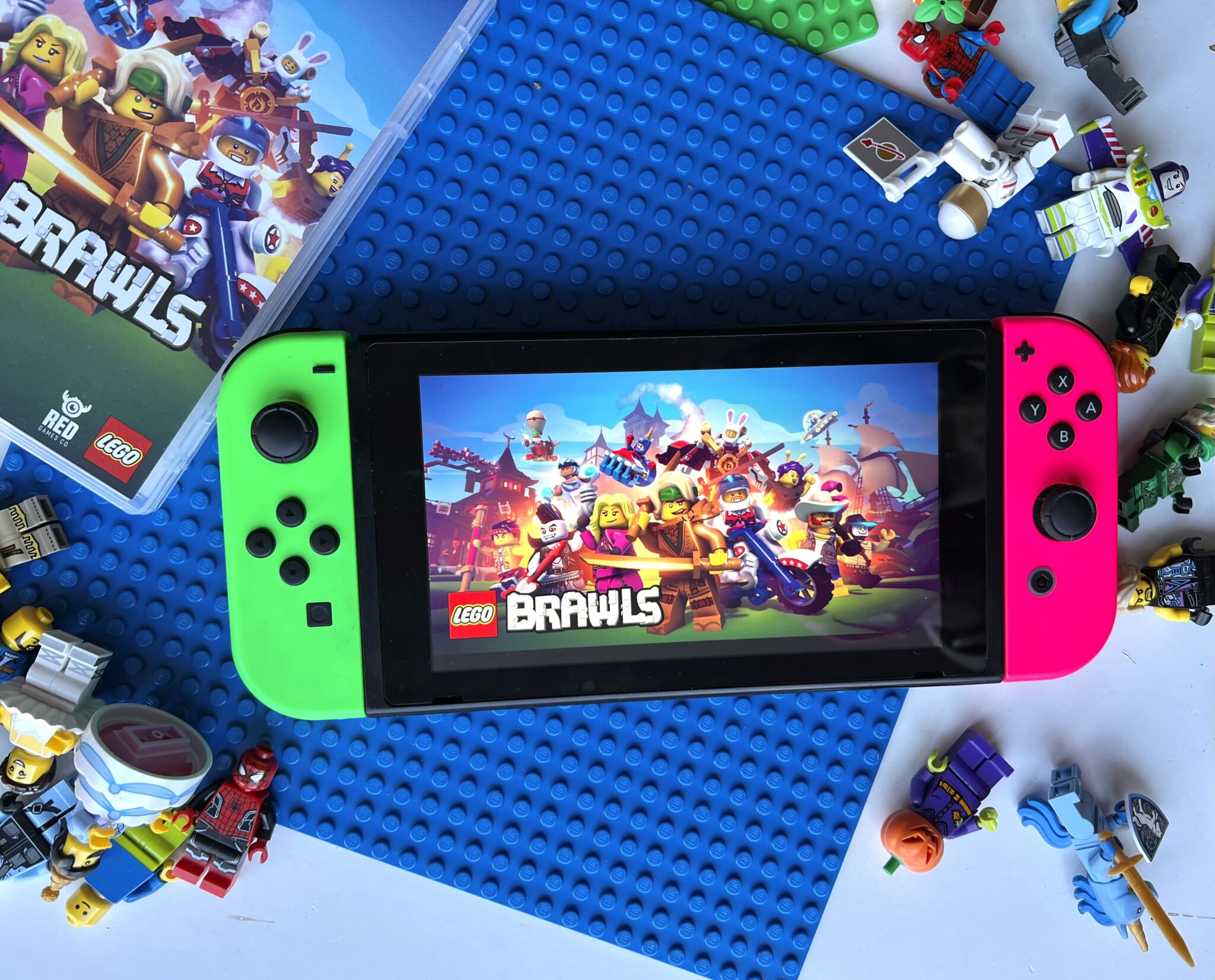 LEGO Brawls - Stéfani gets fit